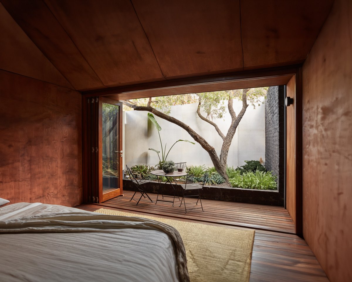 YINJISPACE - Grotto Studio x Shadow House